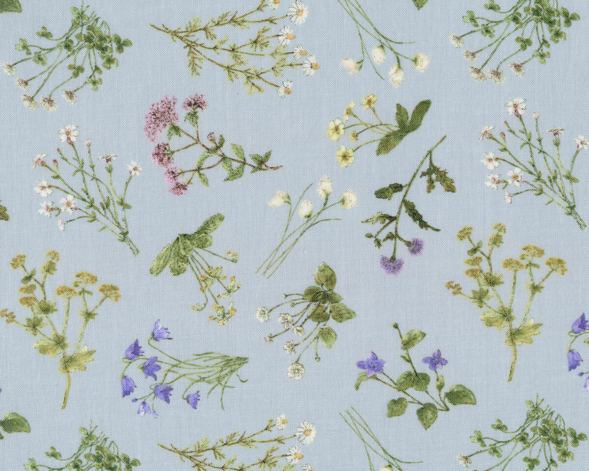 Patchworkstoff MIDSUMMER, kleine Wiesenblumen, hellblau, Windham Fabr ...